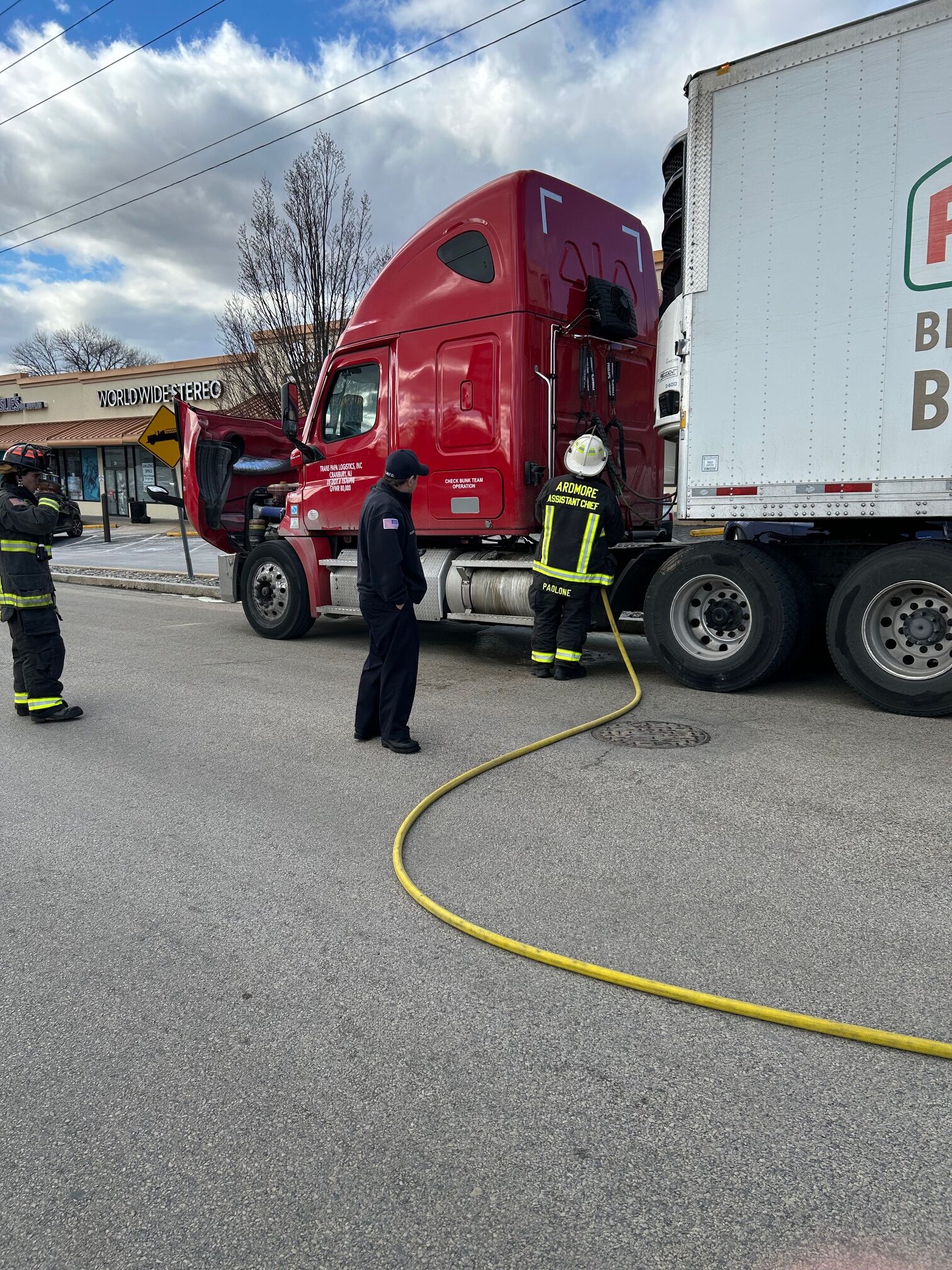 2/4/2025 1323 Vehicle Fire - Merion Fire Company of Ardmore